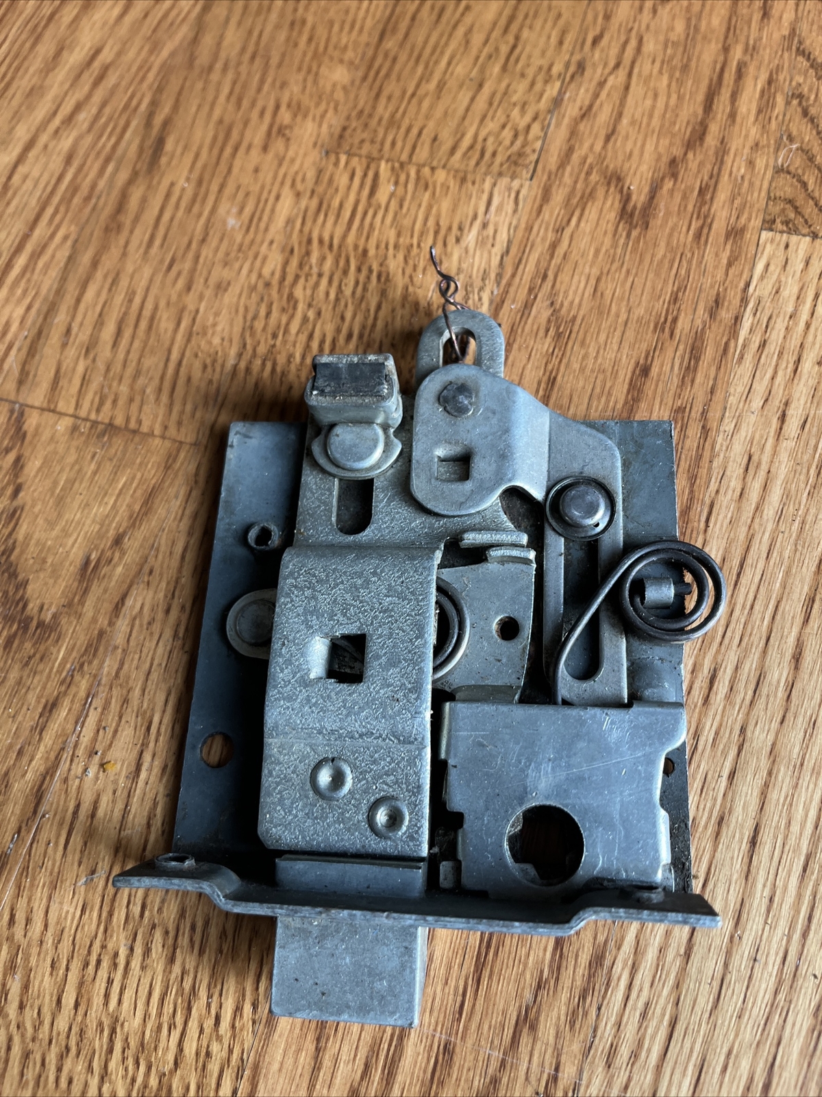 1940 FORD LH REAR DOOR LATCH ASSEMBLY 01A-7326412 | eBay