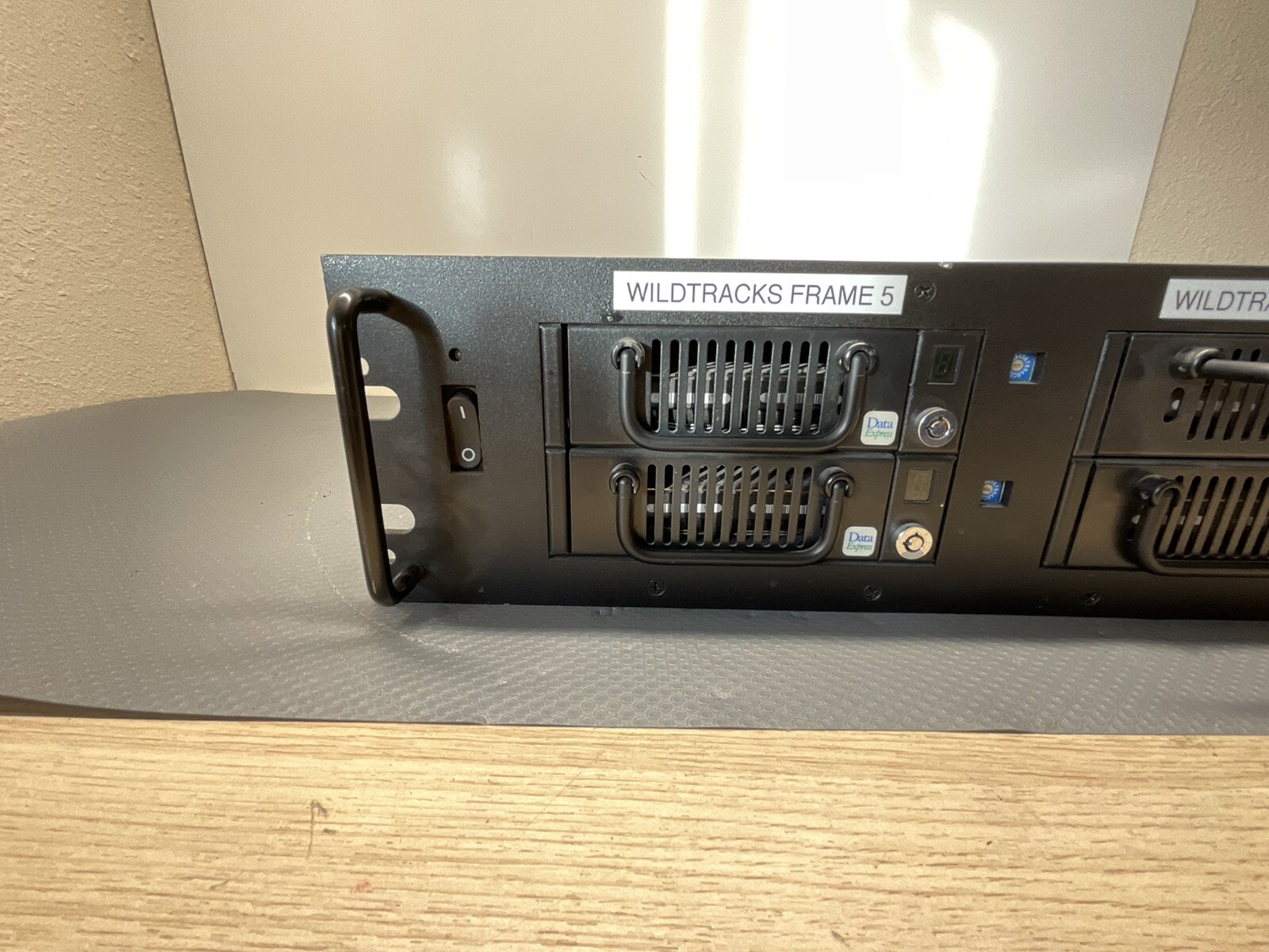 Storcase Drive rackmount Case Data Silo 4-Bay /DS320-41-160/ GAR883 | eBay