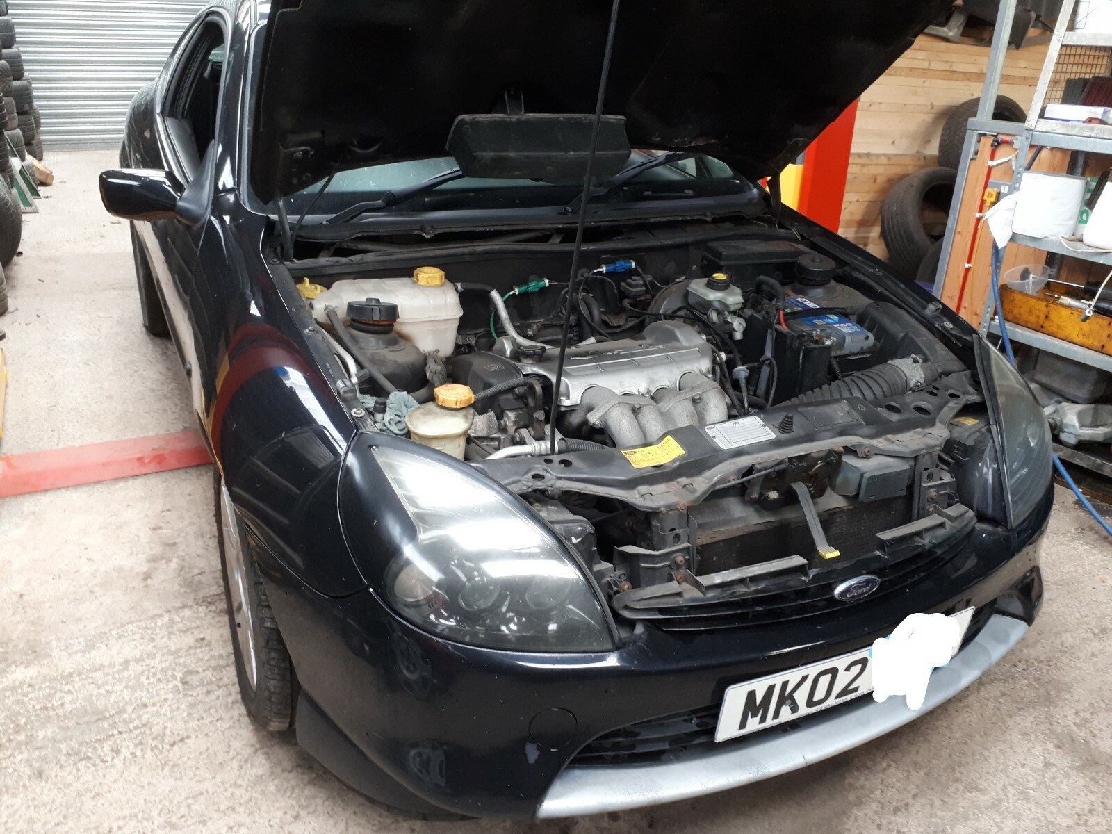 FORD PUMA 2002 front bumper in panther black BREAKING 1997-2002 1.7 & 1 ...