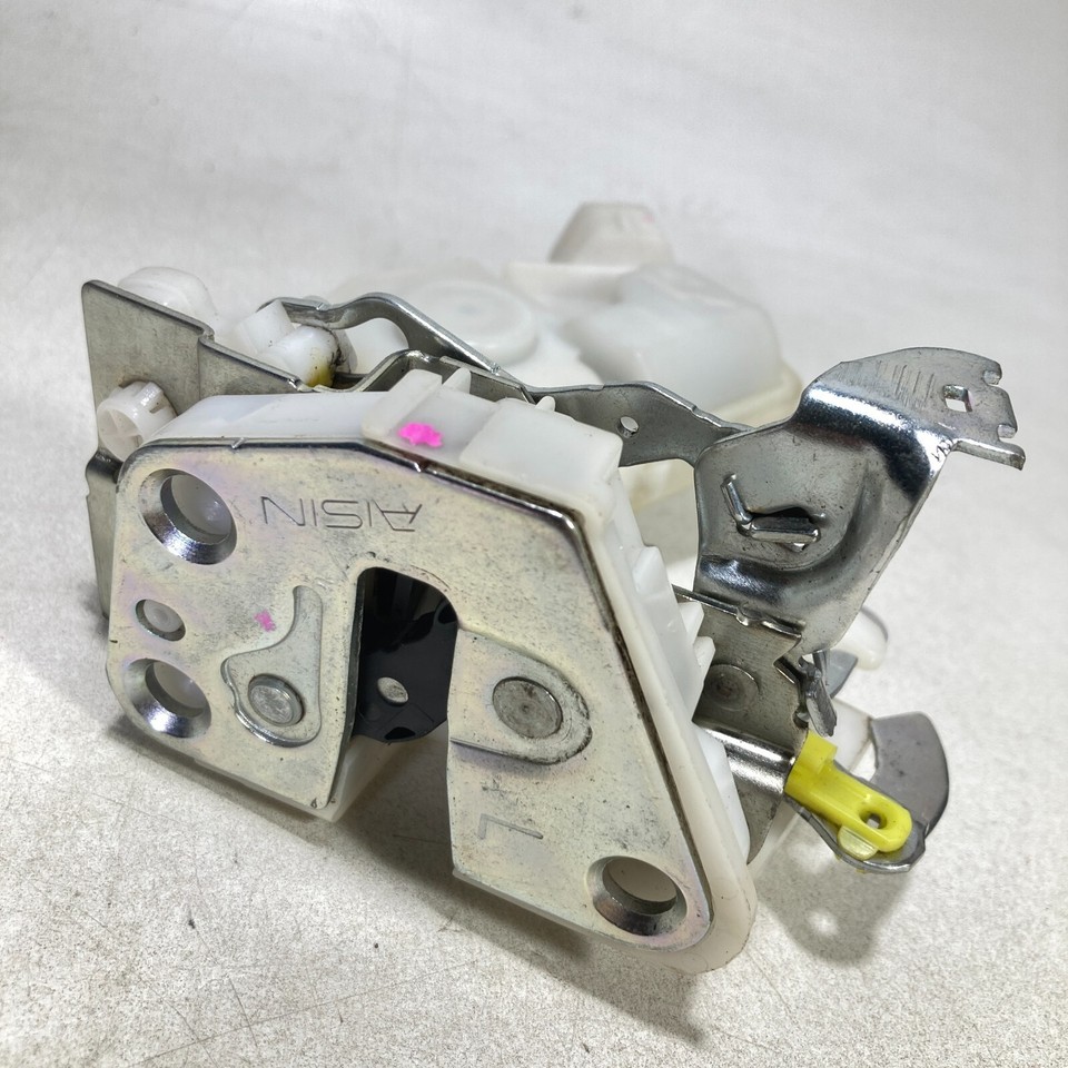 Toyota Etios Rear Door Motor Lock LH Genuine AISIN 69060-0D160 | eBay