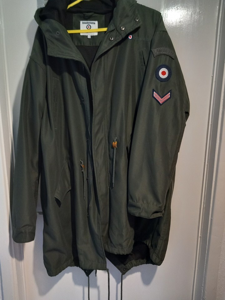 Mod Fishtail Parka by Lambretta Size XL. Complete with Lambretta Badges ...