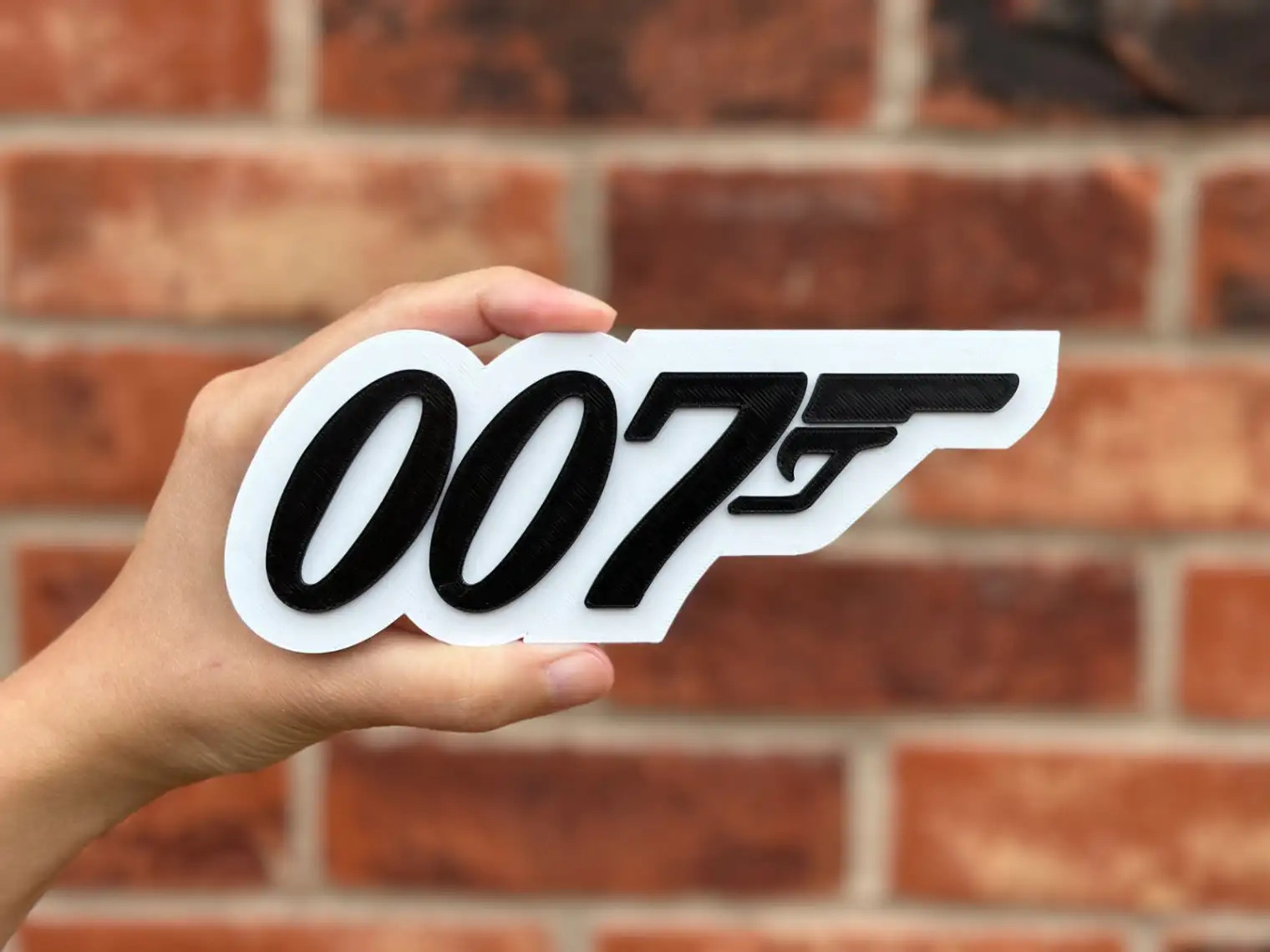 James Bond 007 Gun Logo Sign Wall Art Decor Movie Prop Collectible ...
