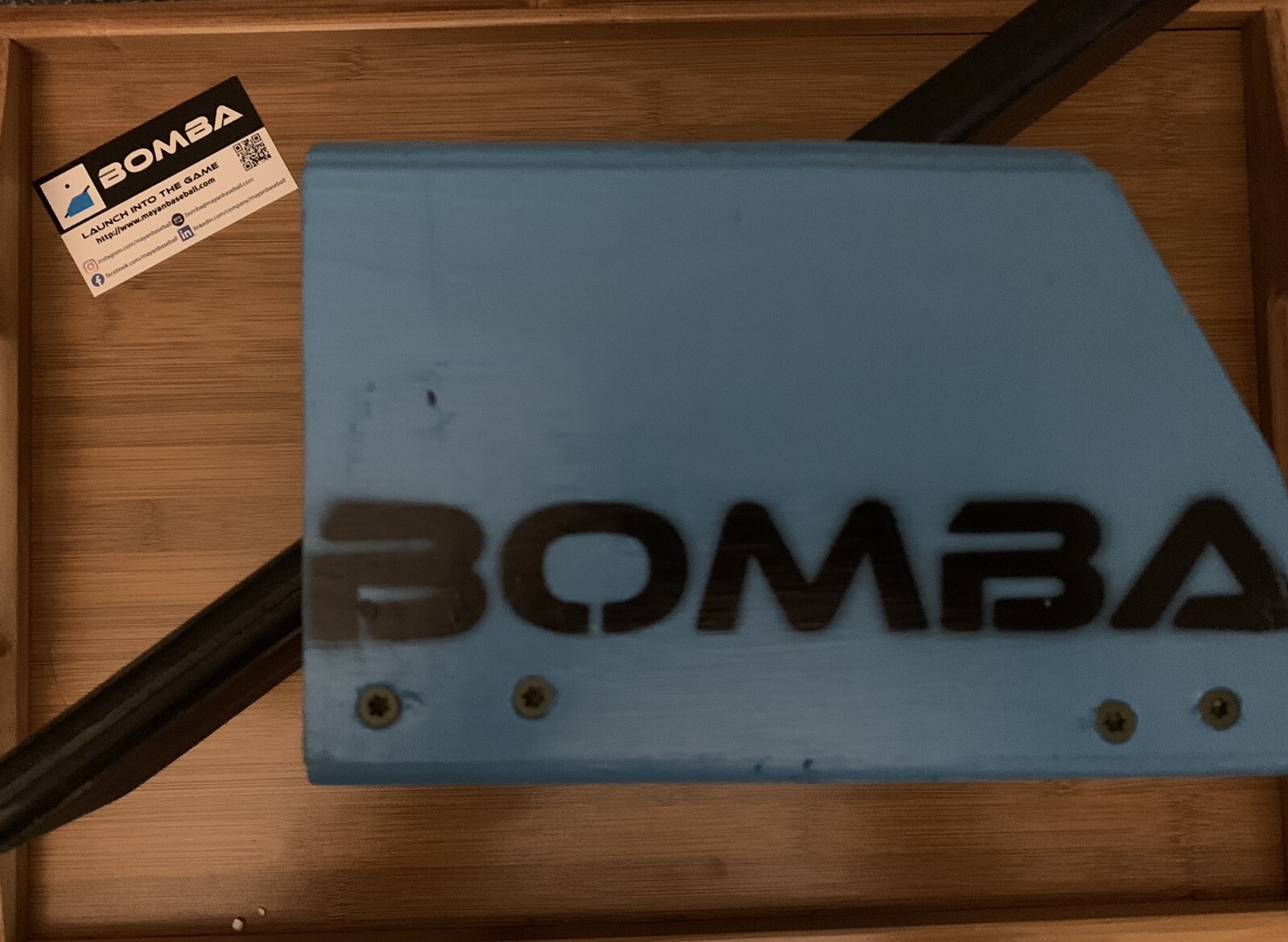 Wooden Bat Plastic Ball Game To Play With Friends Or Family Bomba | eBay