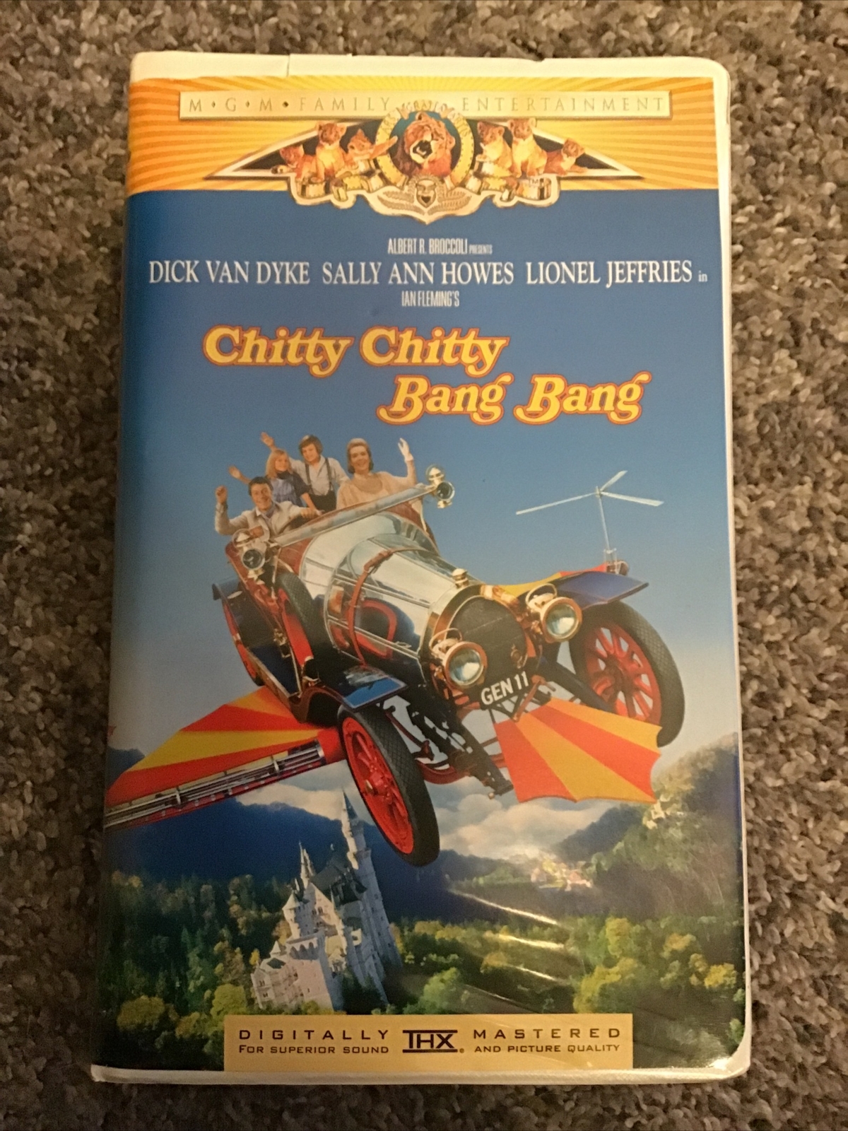 Chitty Chitty Bang Bang (VHS, 1998, 30th Anniversary Edition ...