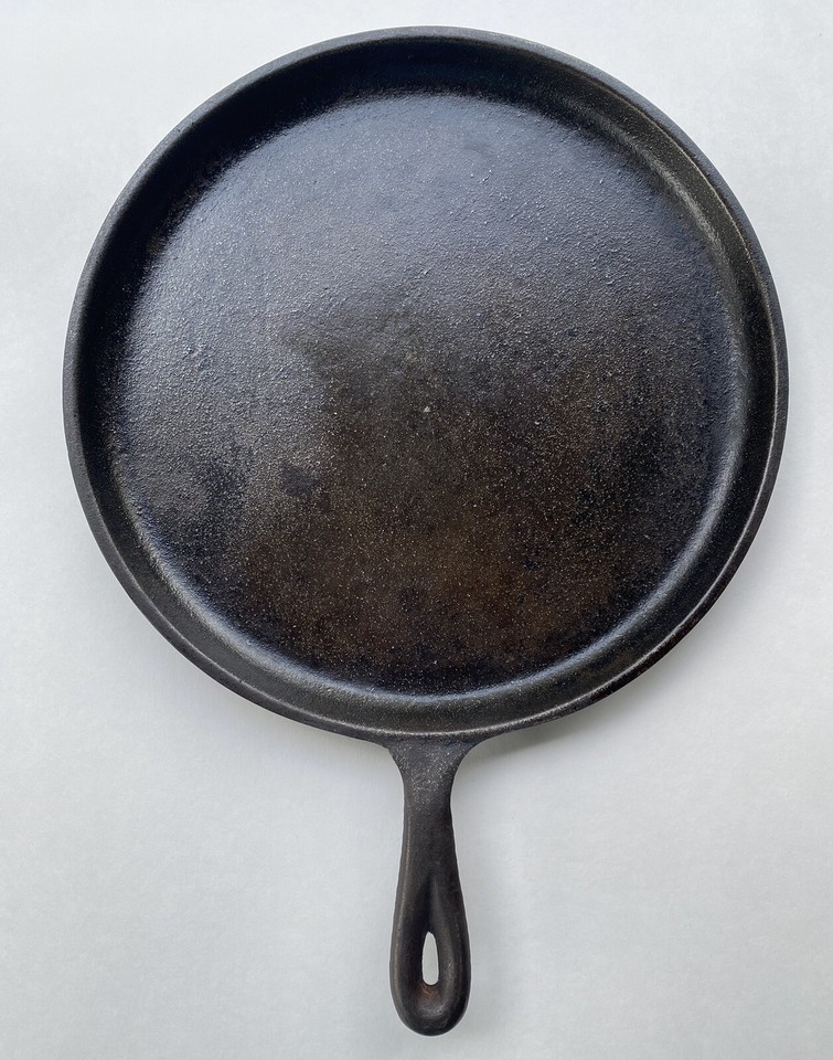 Lodge No. 9 - H Round Cast Iron Griddle w/Heat Ring - OG - Made In USA ...