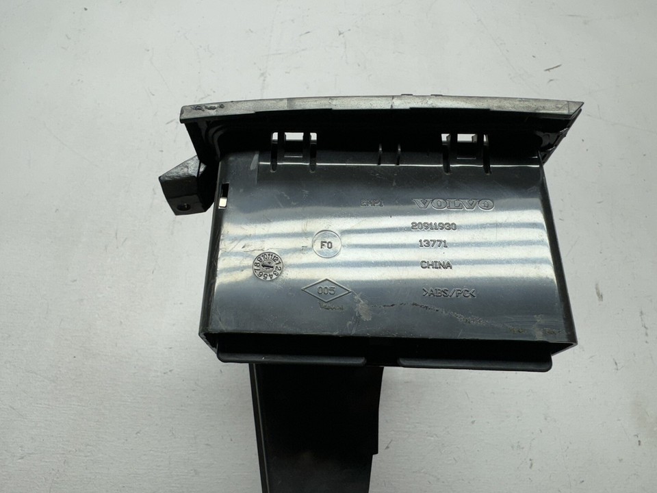 Volvo VNL 670 780 20911930 Dashboard Panel OEM | eBay