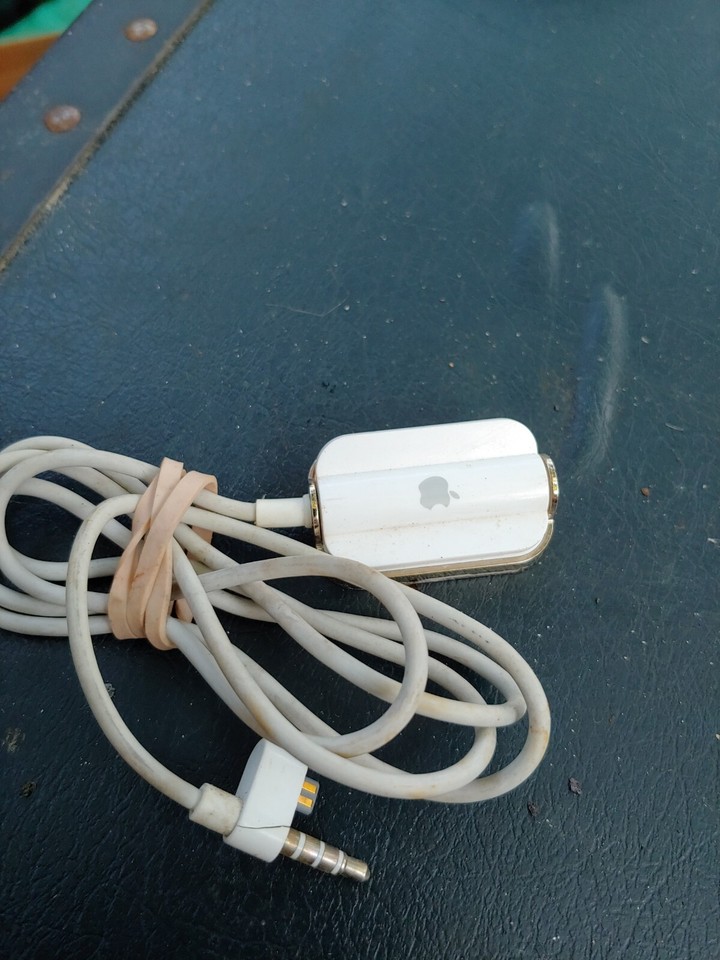 Genuine Apple A1018 iPod Remote Control for iPod Classic (2nd ...