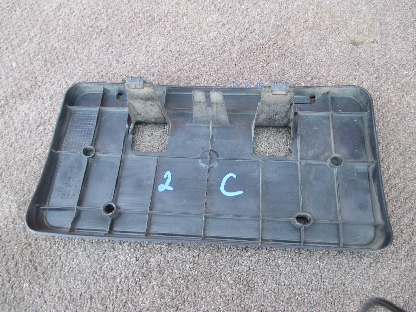 TOYOTA COROLLA Front Bumper License Plate Mount Bracket 2009 2010 09 10 ...