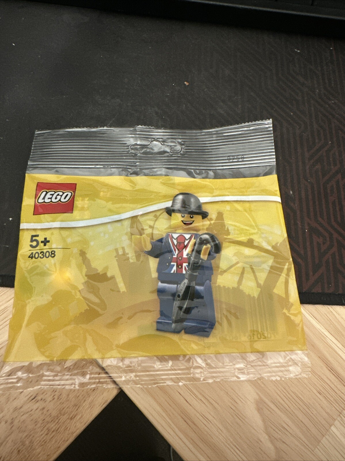 Lego 40308 Lester Minifigure - EXCLUSIVELY from Leicester Square UK New ...