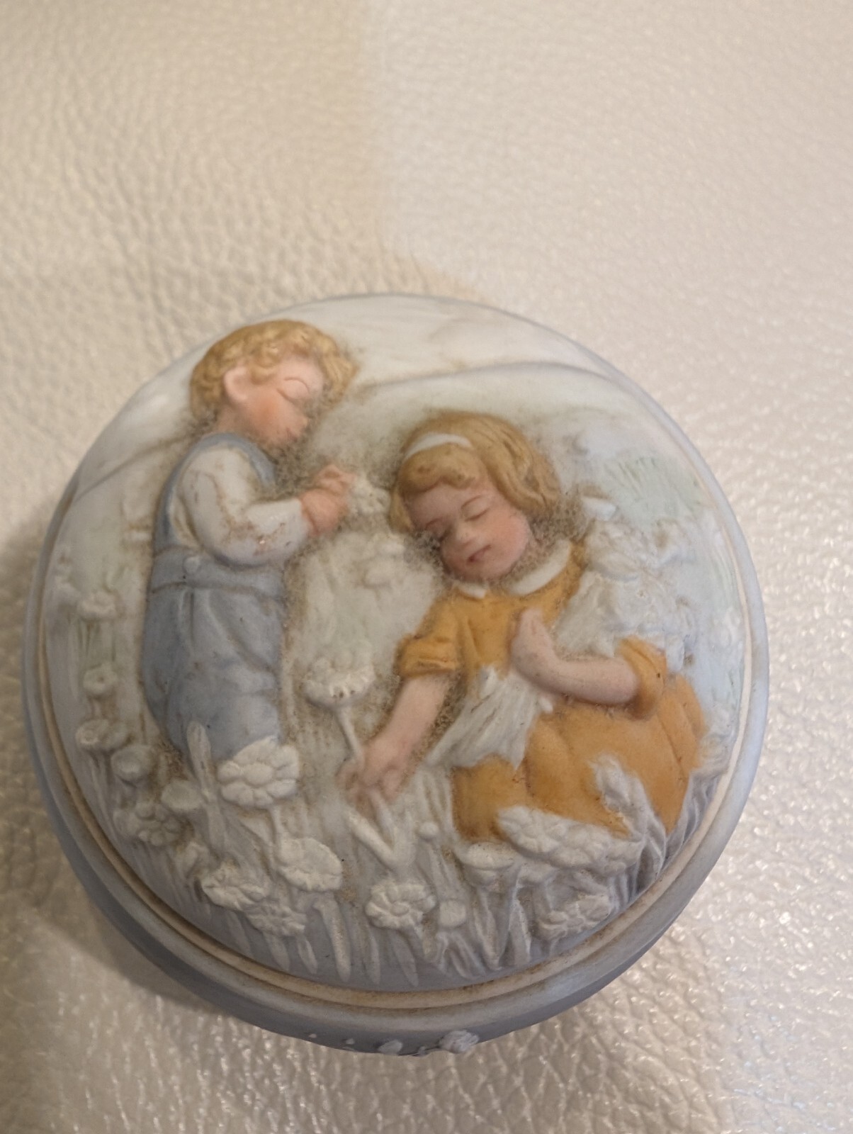 Vintage Avon Music Box 1985 Golden Dreams Porcelain Pretty | eBay