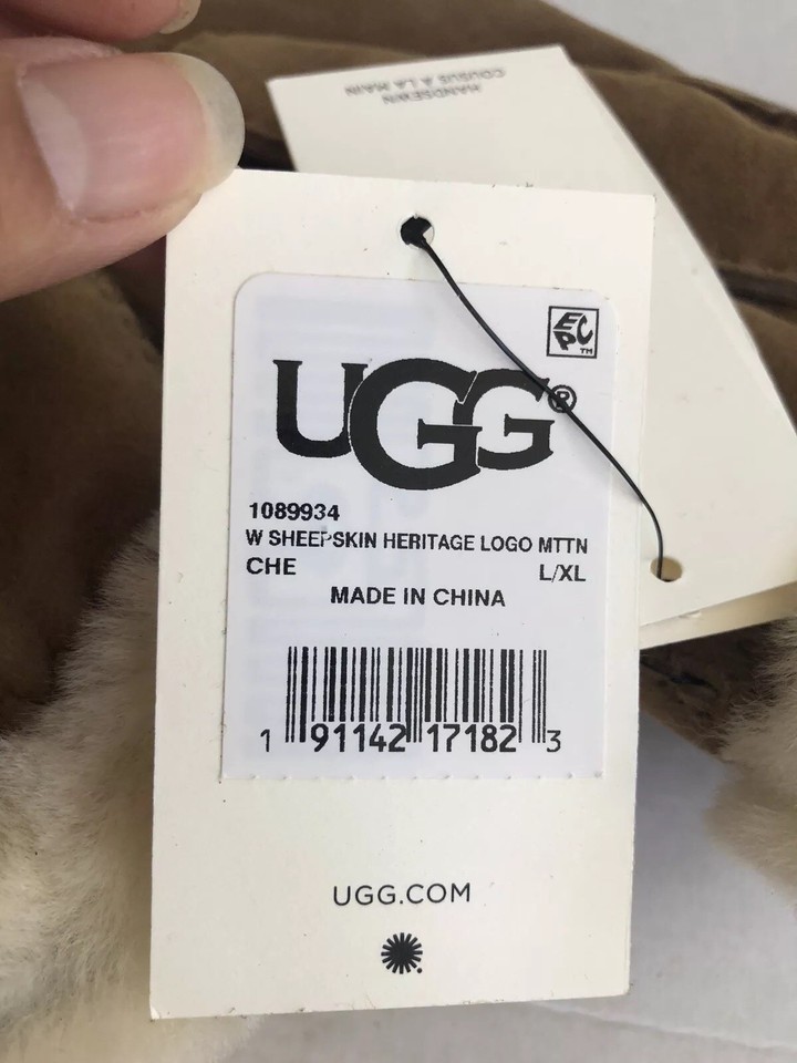 UGG CLASSIC HERITAGE LOGO PATCH MITTEN CHESTNUT SHEARLING SUEDE GLOVES ...