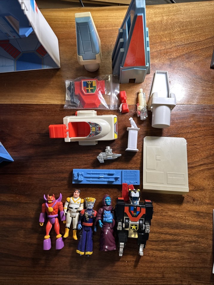⭐️VTG 1984 Panosh Place Voltron Castle Of Lions Playset Nearly Complete ...