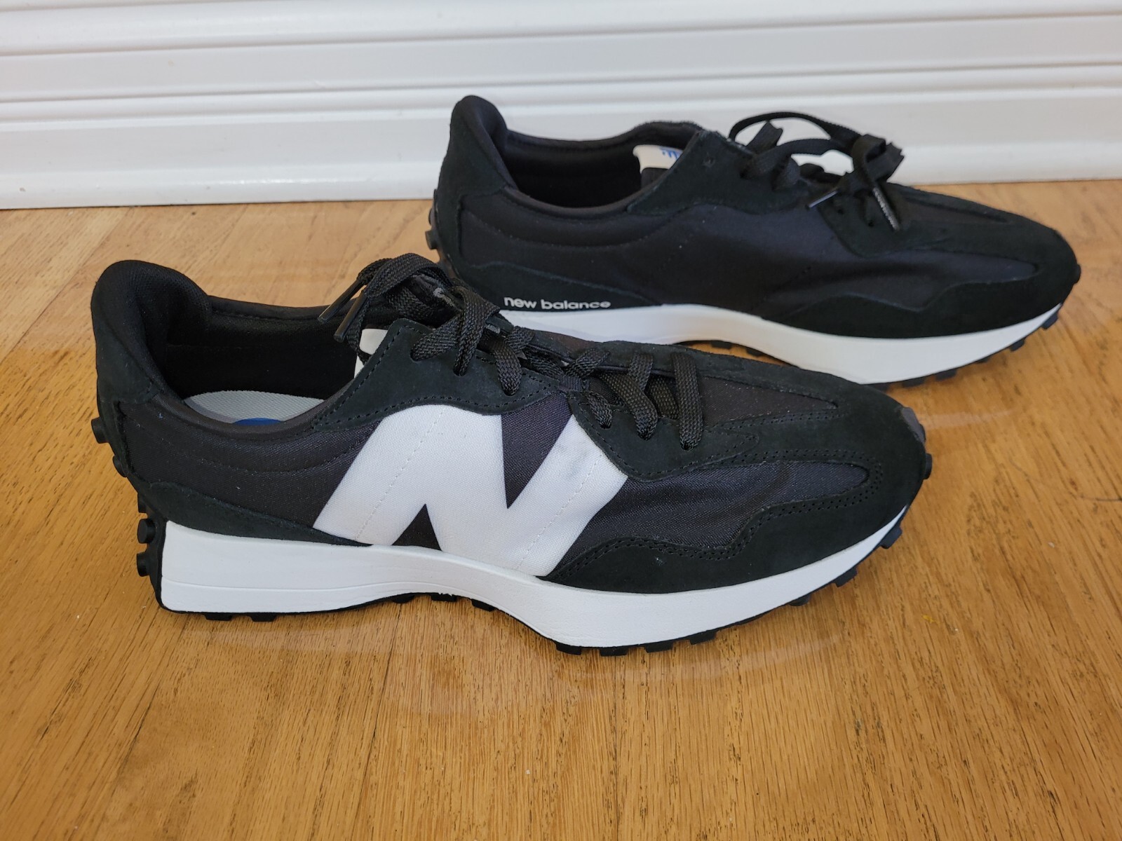 New Balance 327 Black Shoes MS327CPG Men’s Size 11 - Gem