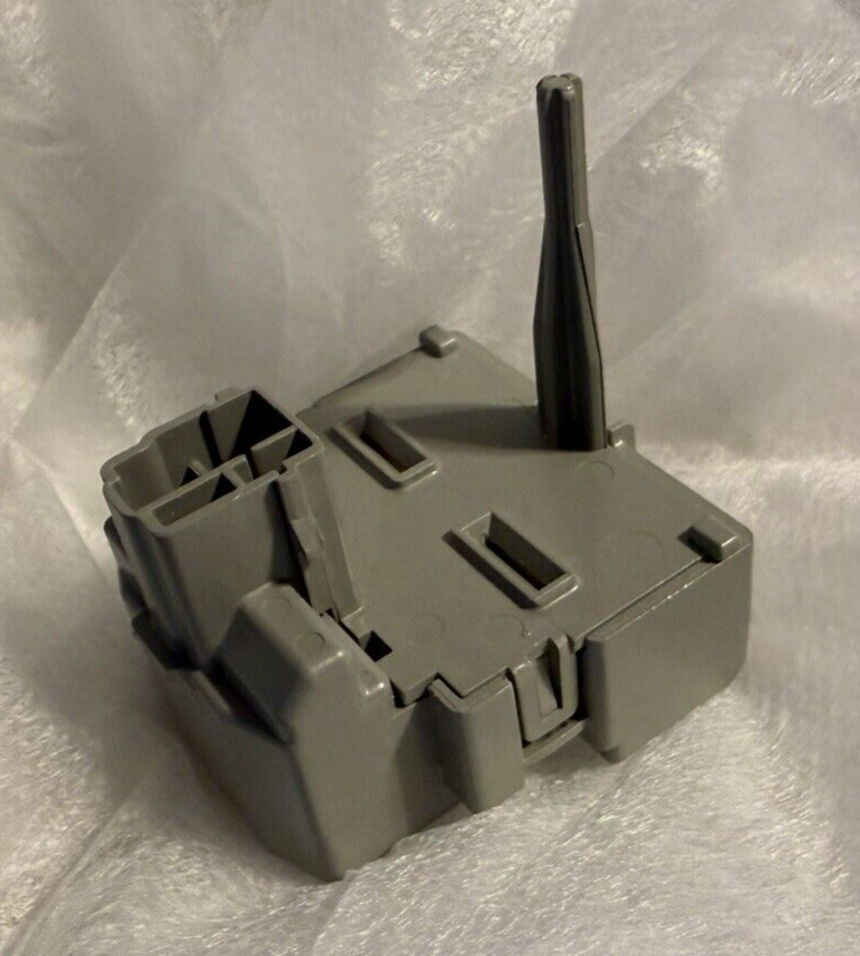 Frigidaire Embraco Fridge Compressor Start Relay 241941005 - NEW ...