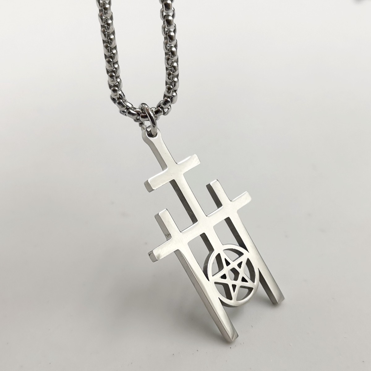 Antichrist Cross