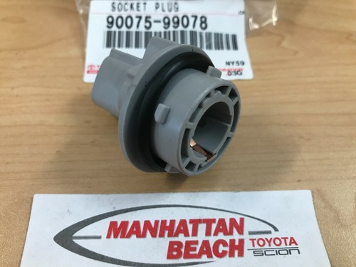 GENUINE TOYOTA TURN SIGNAL LAMP BULB SOCKET CONNECTOR 90075-99078 | eBay