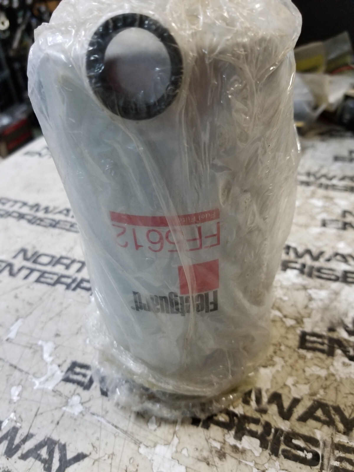 FLEETGUARD FF5612 - Fuel filter cross reference