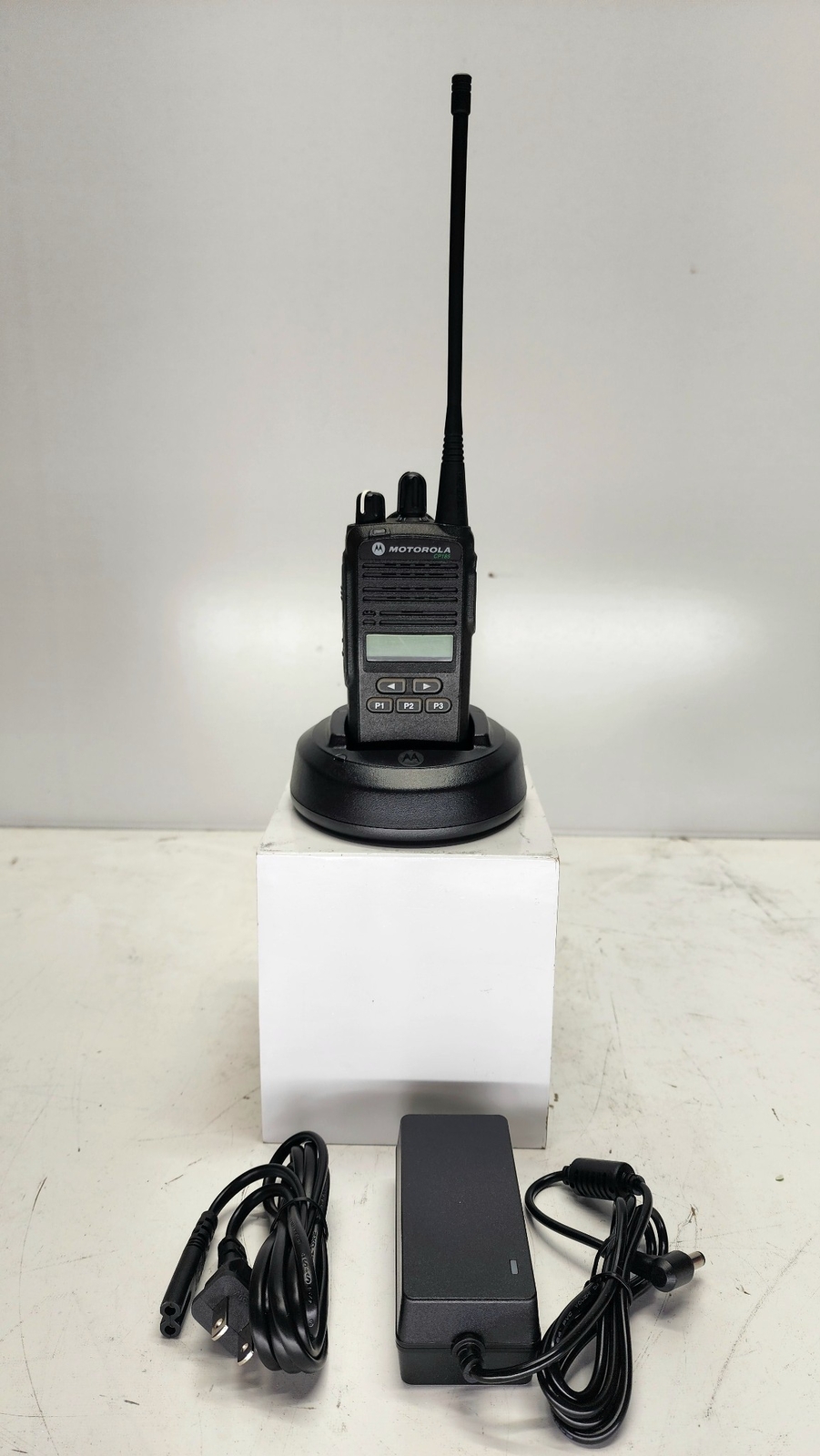 Motorola CP185 UHF 435-480 MHz 16 Channels 4 | Grelly USA