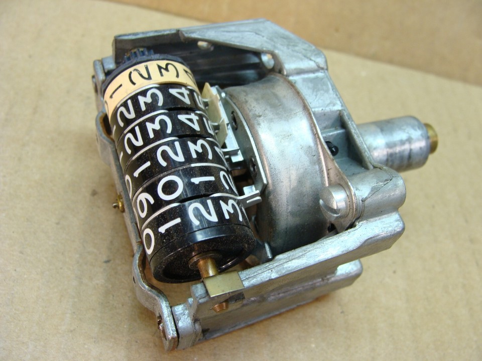 GM 70 71 72 73 Camaro dash 130 mph speedometer face & mechanism | eBay