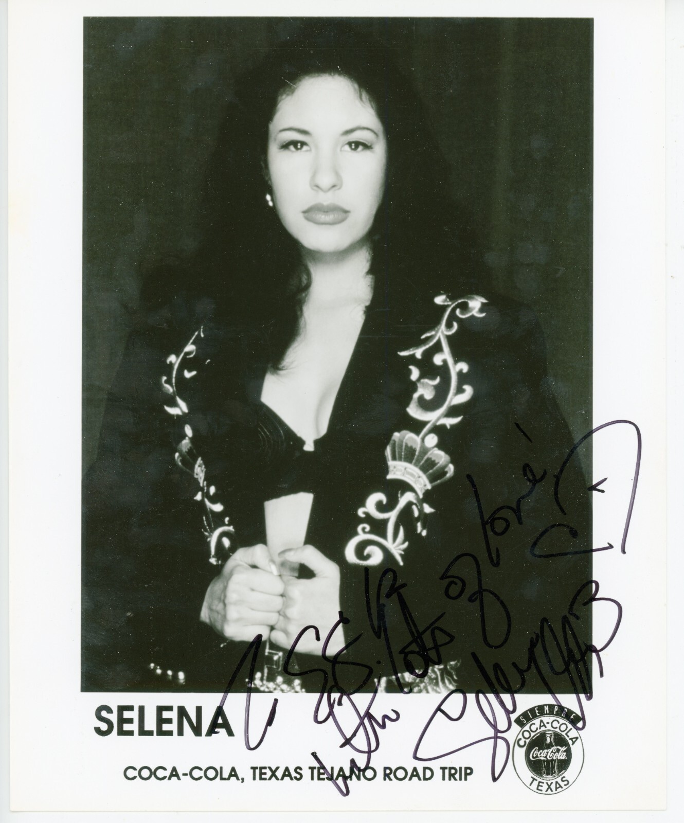 Selena Quintanilla ~ Signed Autographed 8 x 10 Photo ~ BAS Beckett LOA ...