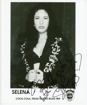 Selena Quintanilla ~ Signed Autographed 8 x 10 Photo ~ BAS Beckett LOA ...