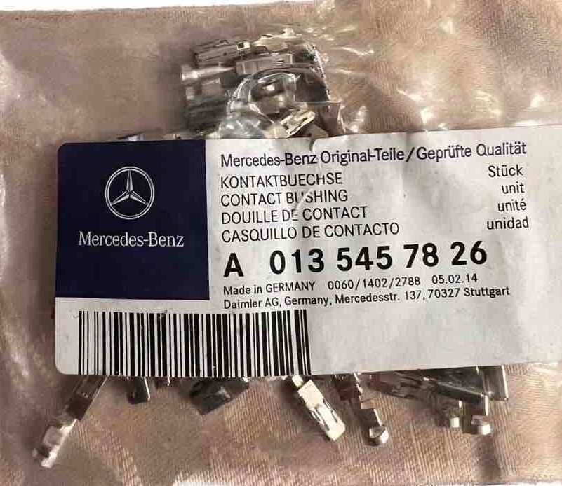 New Original Mercedes Wiring Connector Plug Terminal Contact Pin ...