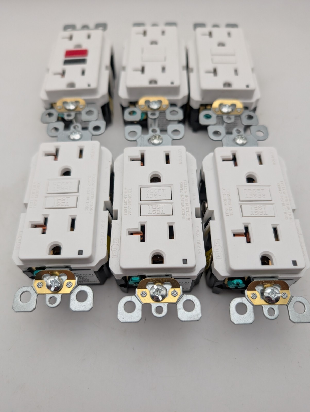 Lot Of 7 LEVITON 20A 125V GFCI Outlet Assortment Tamper Resistant And ...