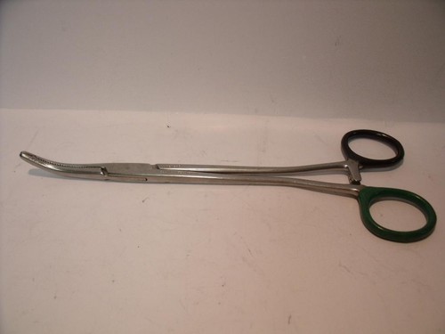 V Mueller GL3100 GL 3100 8.5" Curved Serrated Heaney Hysterectomy Clamp ...