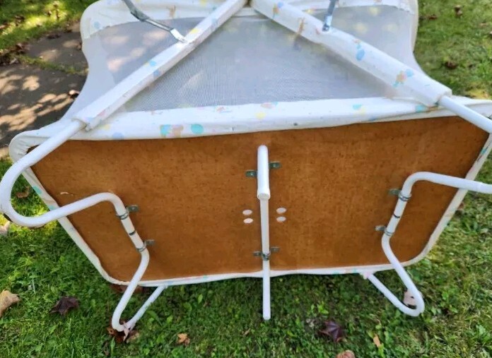 Vintage Century Playard Play Pen Folding Mesh Sided Baby Playpen Infant ...