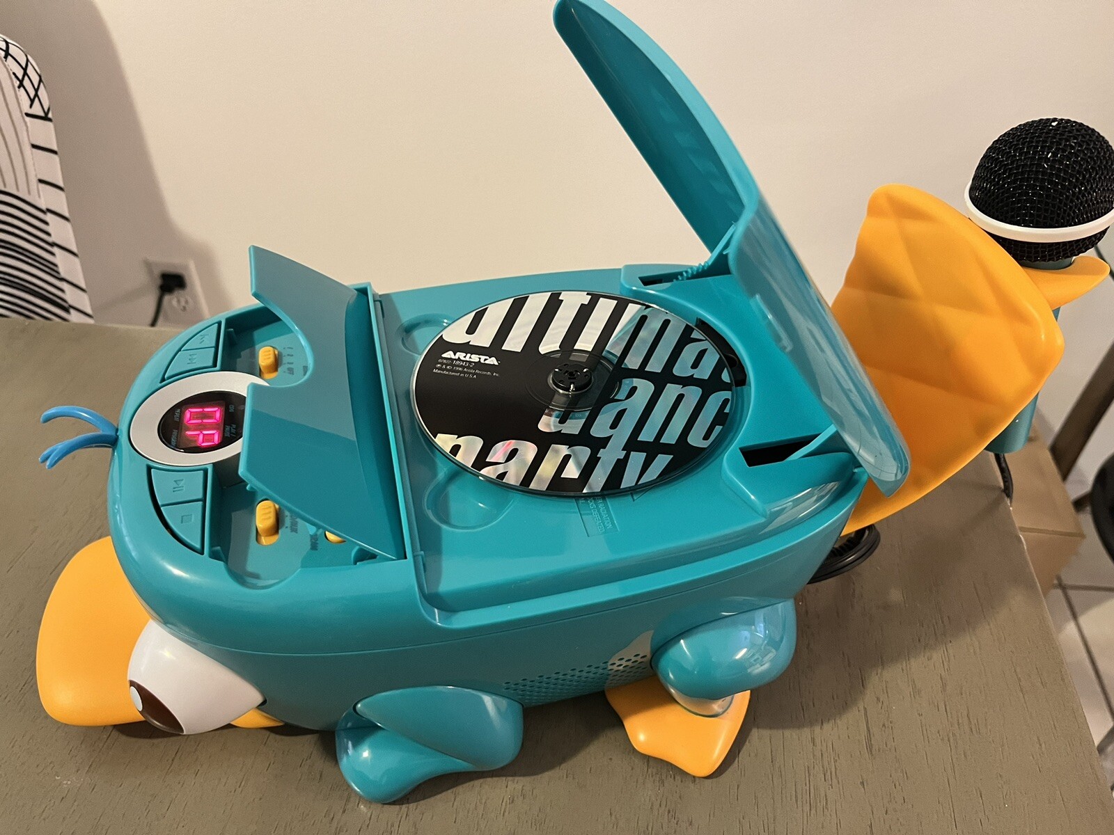 Perry the Platypus Perry-oke Karaoke Machine CD Player Phineas & Ferb ...