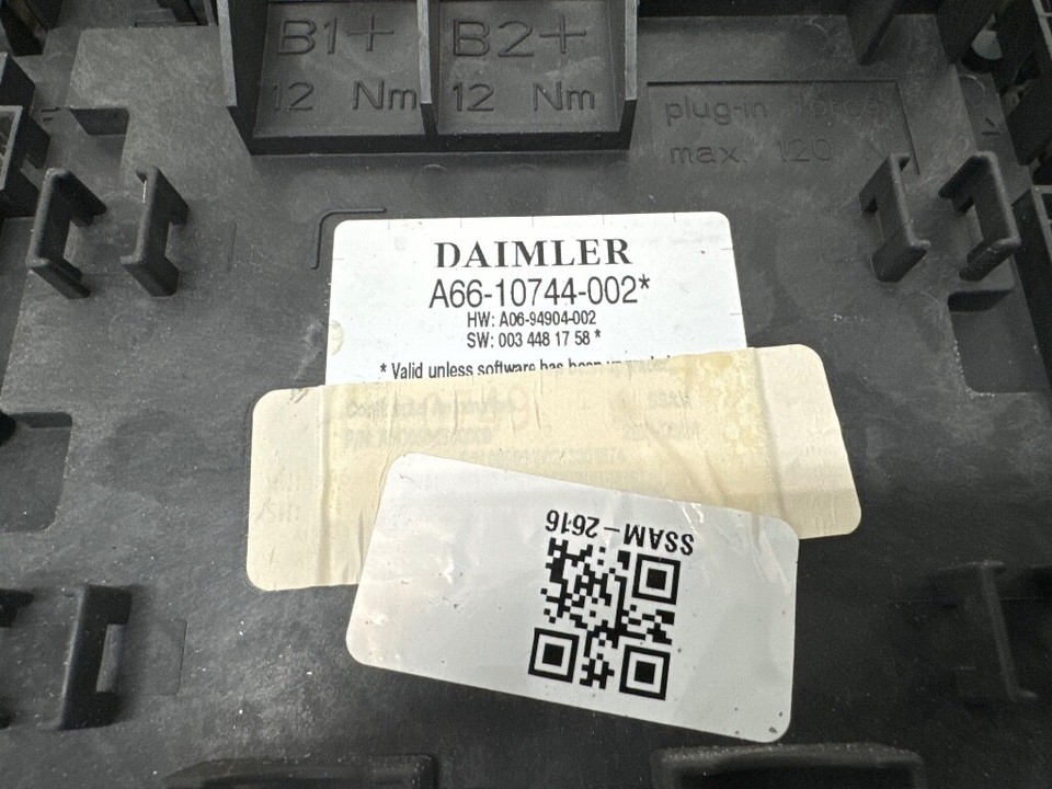 Freightliner Fuse Box SSAM A66-10744-002 From 2022 Cascadia | eBay