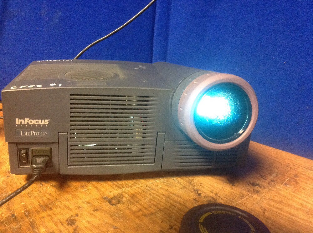 InFocus Systems LitePro 220 LCD Projector | eBay