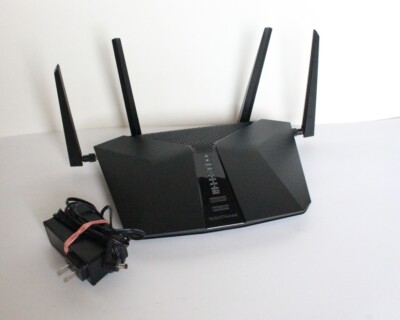 Excellent Cond. NETGEAR - Nighthawk AX5200 Dual-Band WiFi 6 Router ...