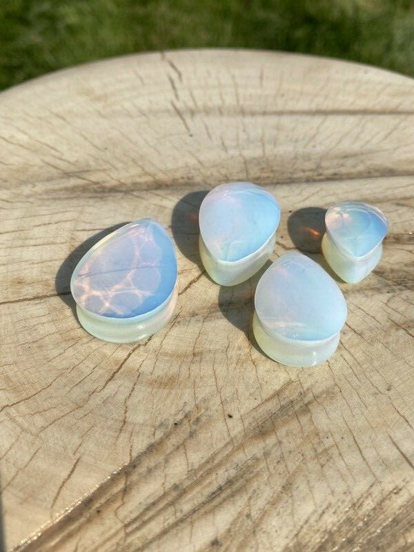 Opalite Plugs Faceted