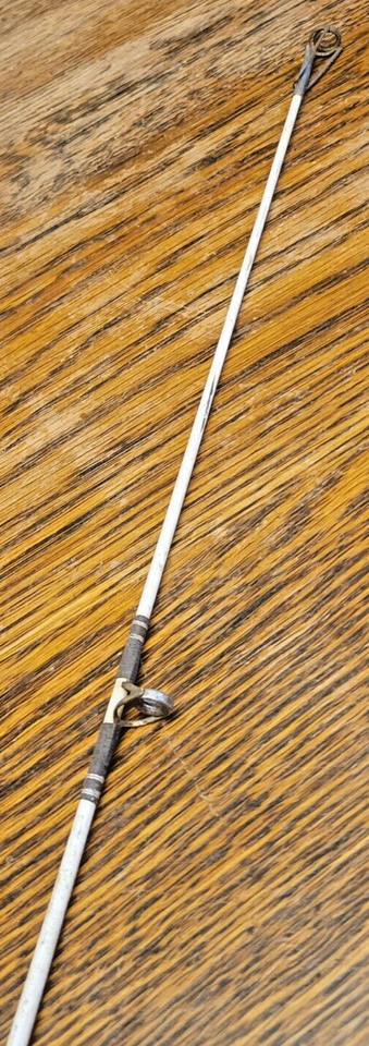 Vintage St. Croix Clarendon 2-Piece 5' 6" Spin Cast Fishing Rod Plastic ...