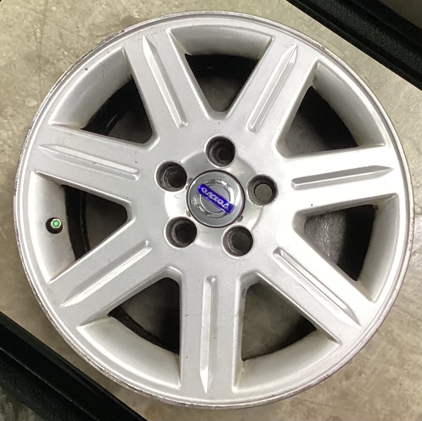 16" x 6.5" Volvo OEM Caligo Alloy Rims Wheels for C30 C70 S40 V50 ...
