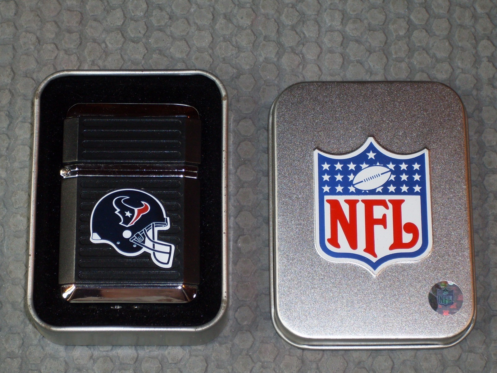NFL Windproof Refillable Butane Lighter w/Gift Box By FSO -Select Team ...