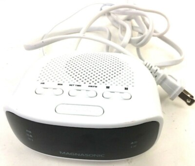 Magnasonic Digital AM/FM Clock Radio with Battery Backup, Dual Alarm ...