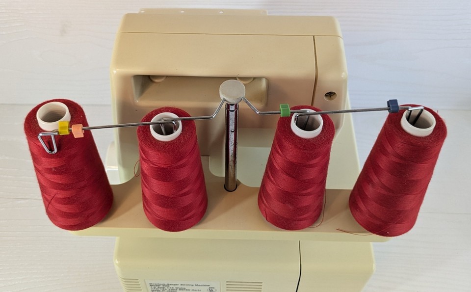 Nelco 928 Overlock-Serger Made In Japan, WORKS! Please Read Description ...