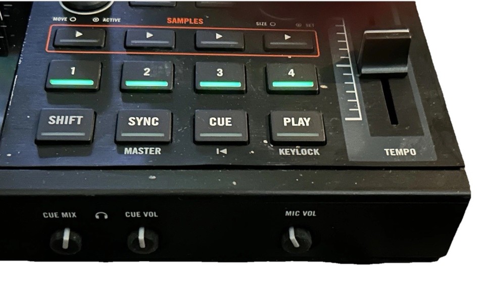 Native Instruments Traktor Kontrol S4 MK1 DJ Midi Turntable Fully ...