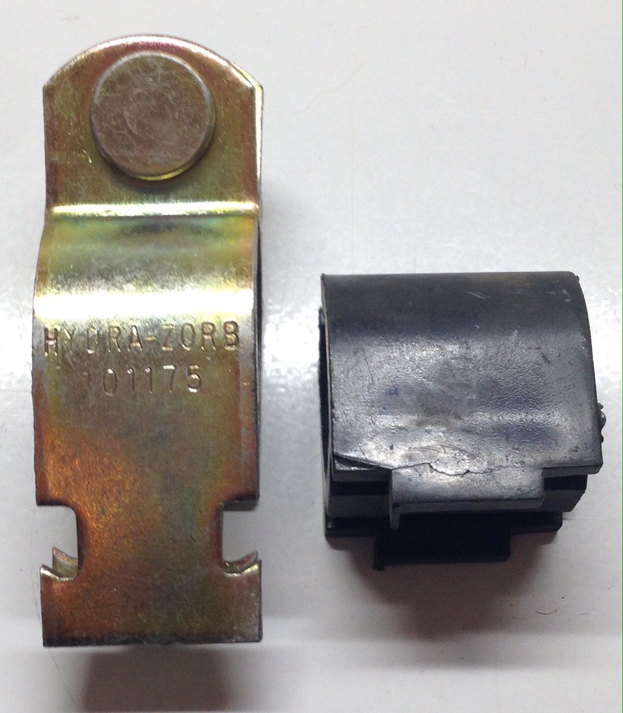 Lot of (10) Hydra Zorb Cushion Clamps 200100 1" Nominal Pipe Stainless ...