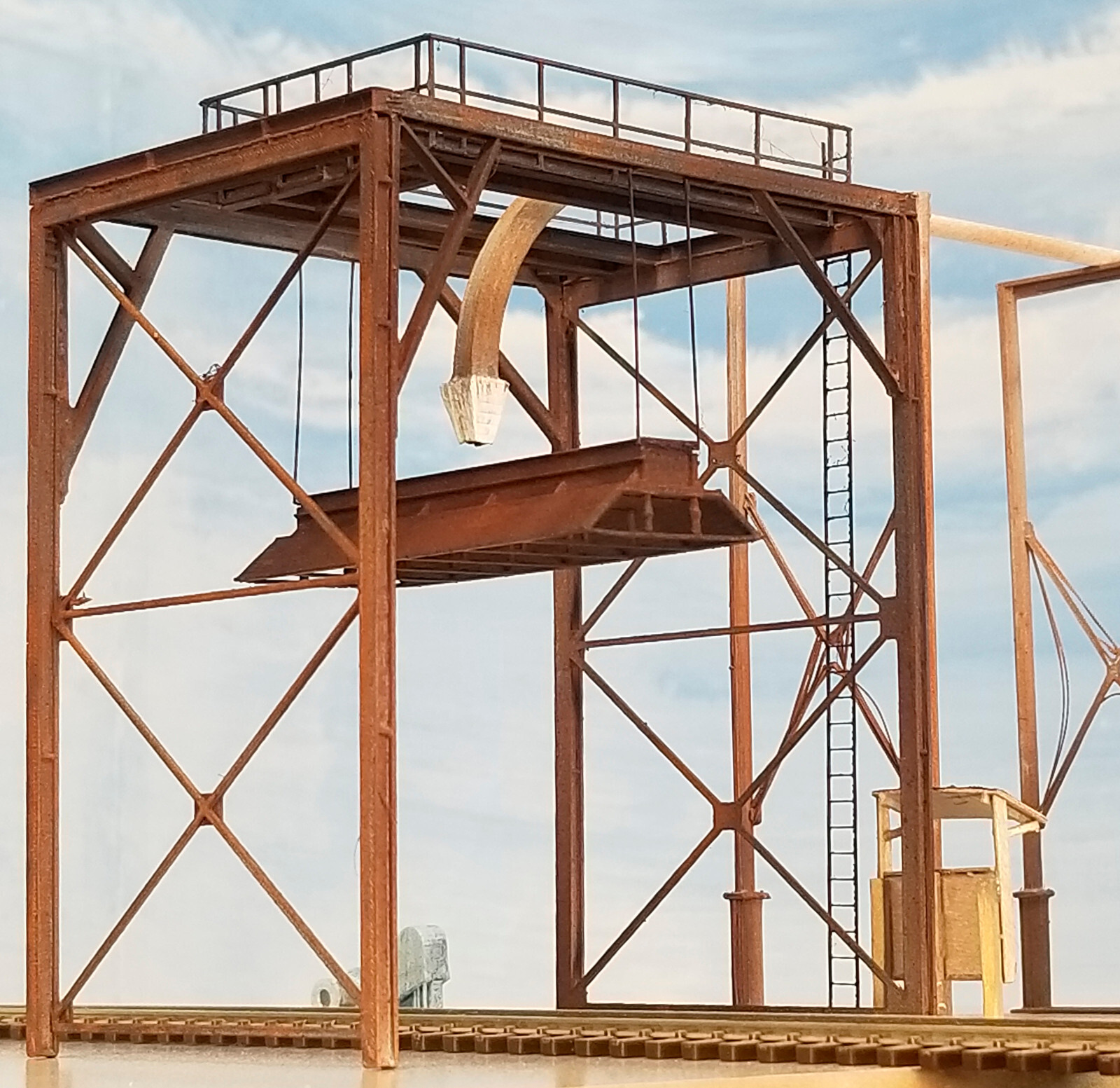 WOOD CHIP LOADER, HO-SCALE, KIT, Highly Detailed, Mill/Lumber Scene ...