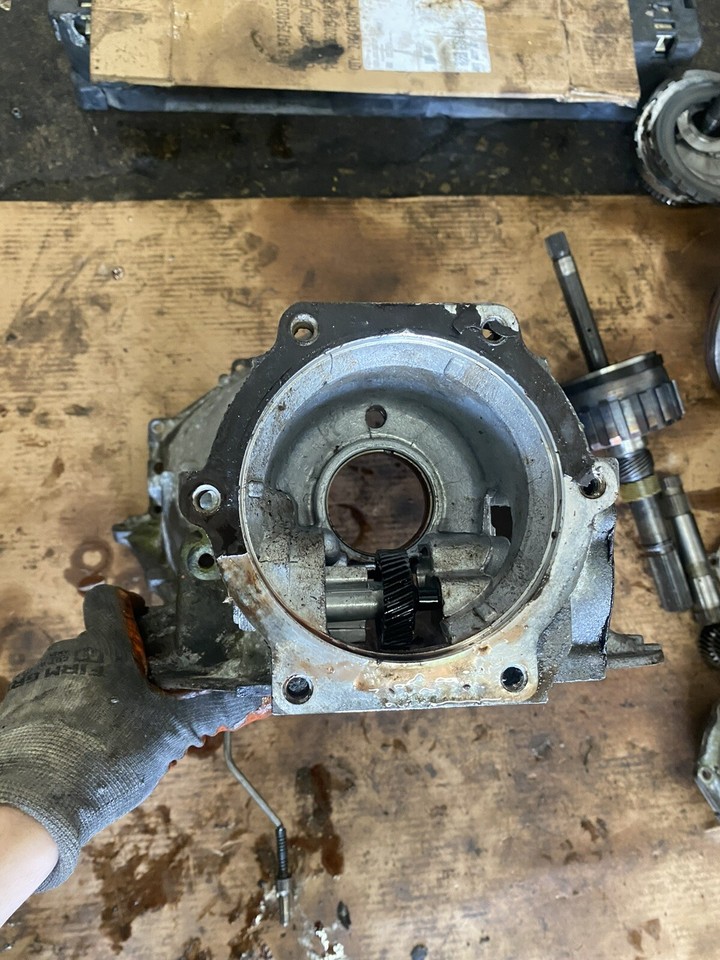 GM TH400 Transmission Case M3M12(b) | eBay