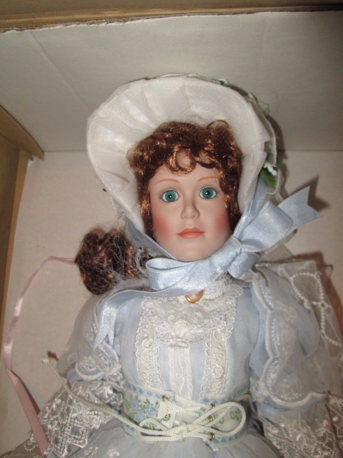 20" Gorham Victorian Cameo Collection Porcelain Doll “Victoria” *COA ...