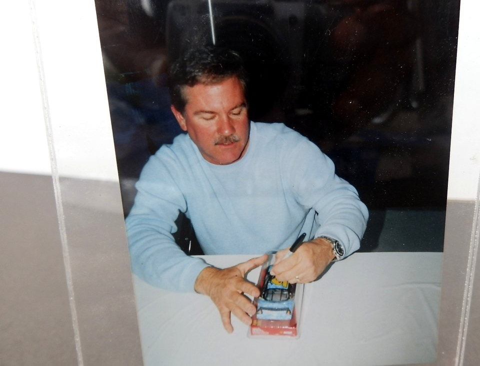 Racing Champions 1:24 Autographed Terry Labonte 2003 Monte Carlo ...