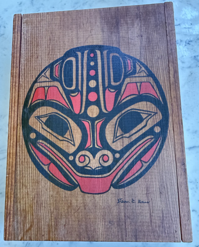 Steven C Evans Wooden Sliding Lid Box Inuit Alaskan Frog Painted Signed ...