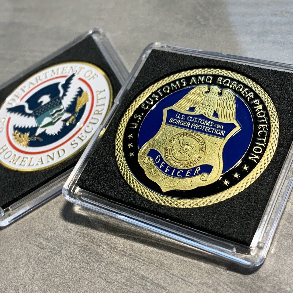 United States DOHS "Customs & Border Protection" Challenge Coin 40mm w ...