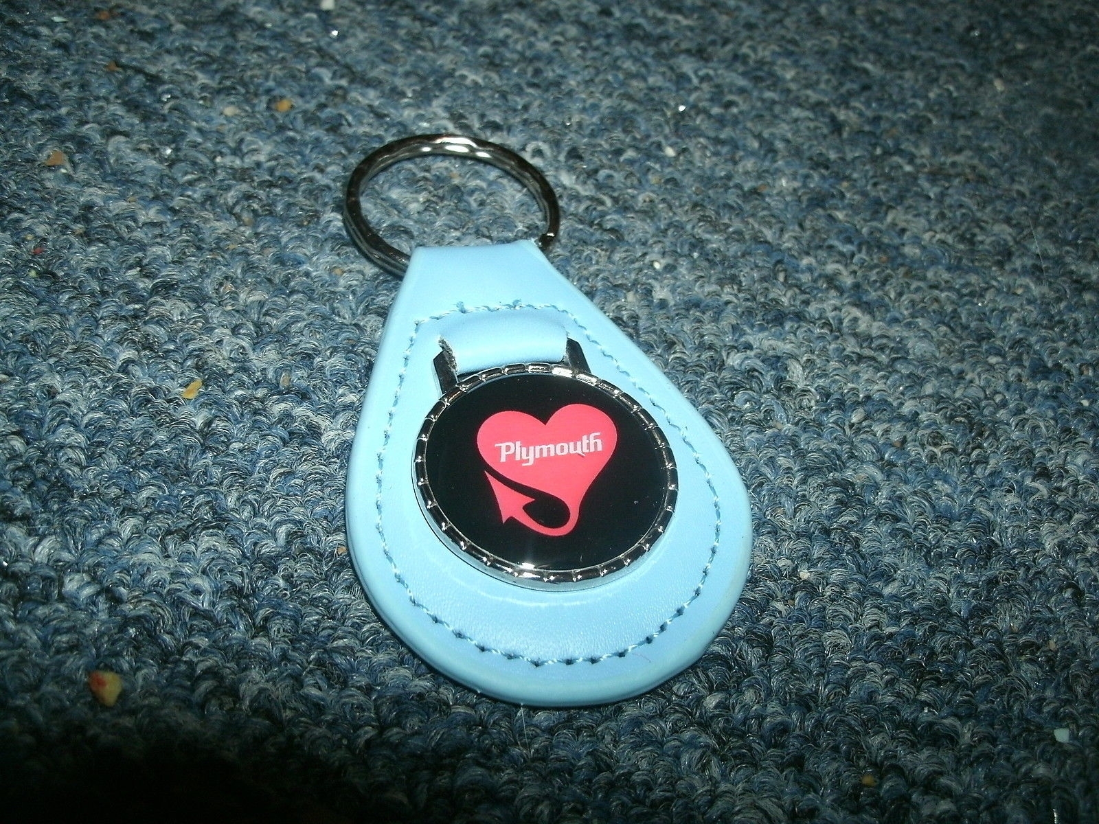 1967 1968 1969 1970 PLYMOUTH FURY VIP BARRACUDA VALIANT HEART KEYCHAIN ...