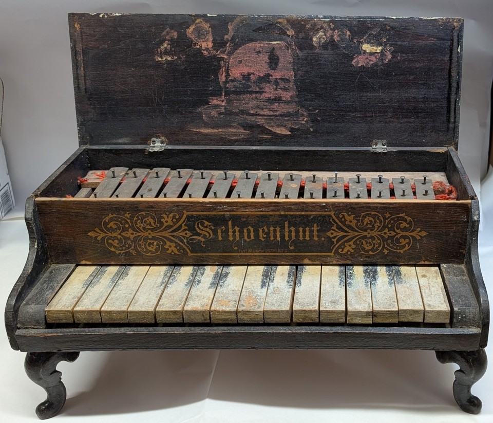 Schoenhut Vintage Antique Toy 15 Key Piano With Metal Claw Feet - Rare ...