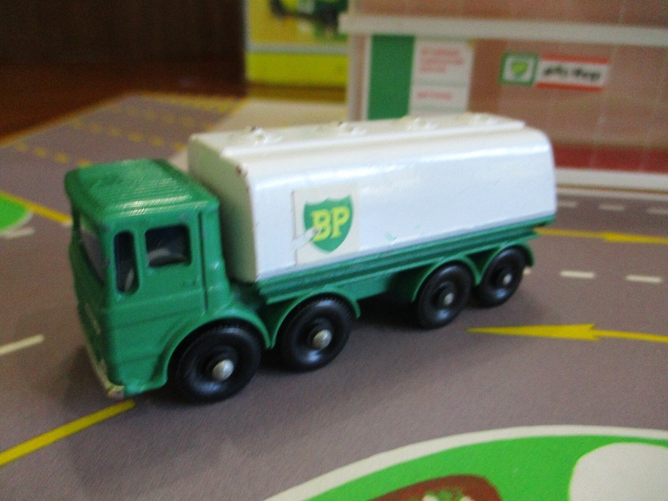 Matchbox G-1C BP Service Station Original Mint Original Box Forecourt ...